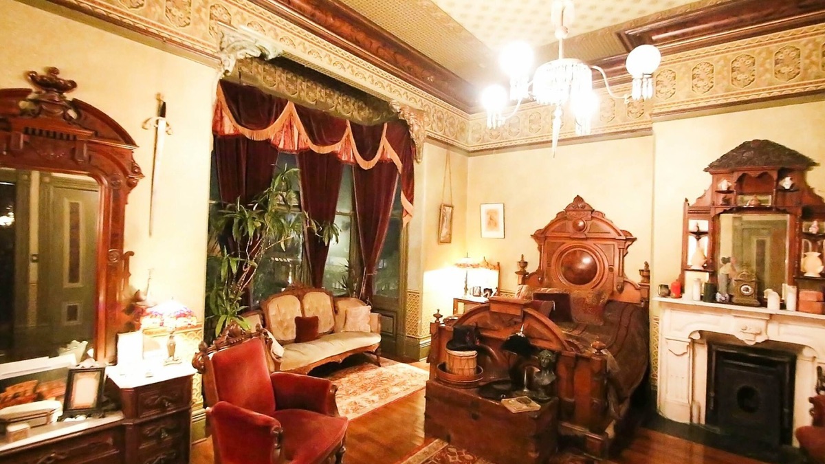 ‎Panic on Pine Street - Ghost Adventures (Series 25, Episode 11 ...