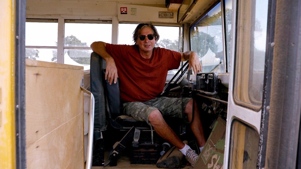 Steve Dulcich's Q and A in a School Bus - Roadkill Extra (Season 50 ...
