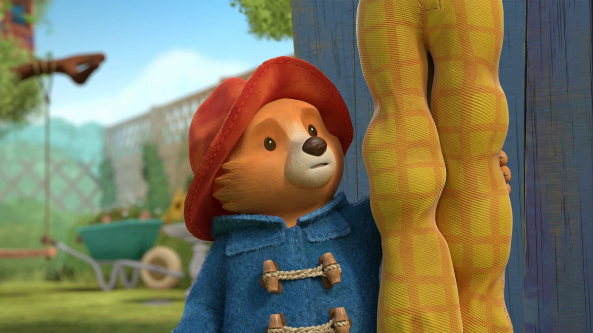 Paddington Builds a Scarecrow/Paddington Plays Hide and Seek - The ...