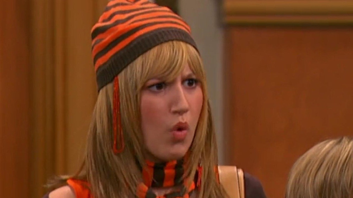 Cody Goes to Camp - The Suite Life of Zack & Cody (Series 1, Episode 10 ...