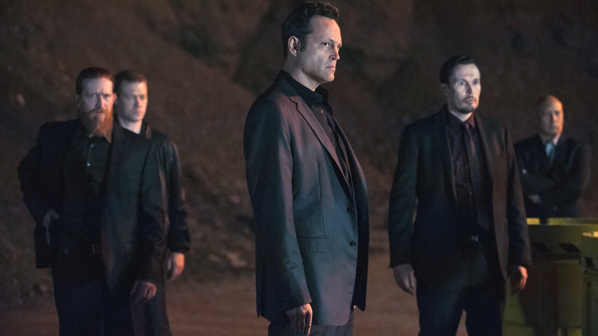 ‎Church In Ruins - True Detective (Series 2, Episode 6) - Apple TV (ID)