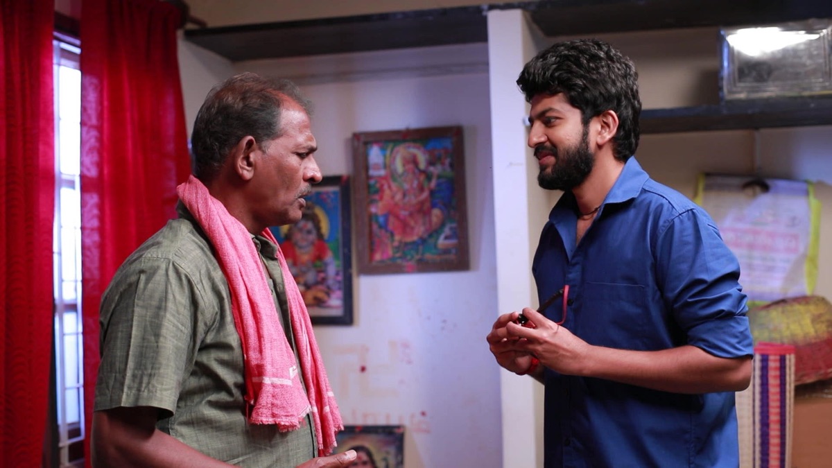 Kathir Stays at Kumaresan's Home - Pandian Stores 2 (Season 2, Episode ...