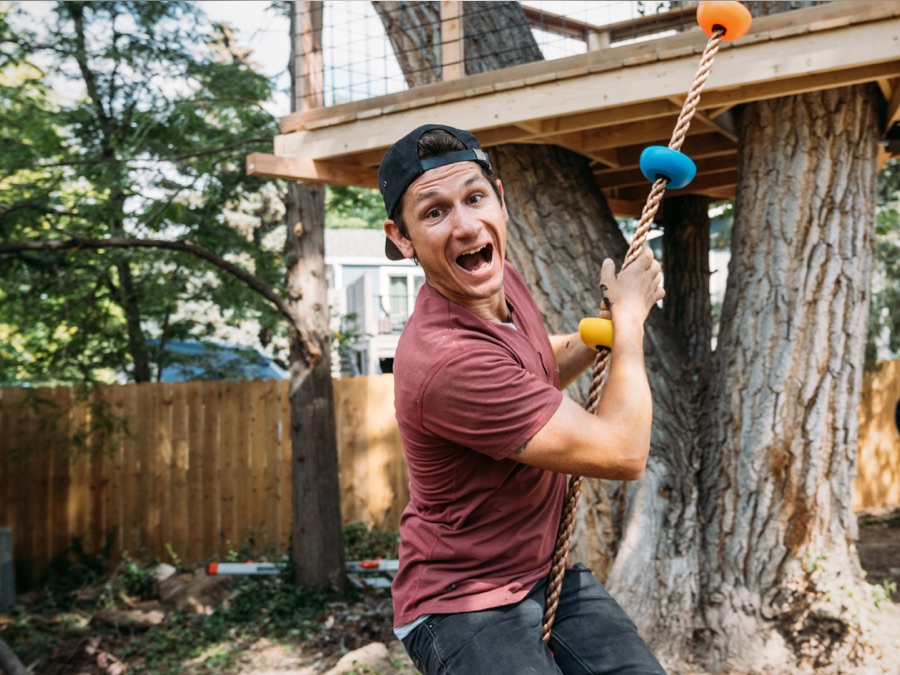 Super Dad - Apple TV (CA)