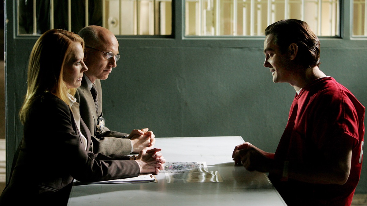A Space Oddity - CSI: Crime Scene Investigation (Series 9, Episode 20 ...