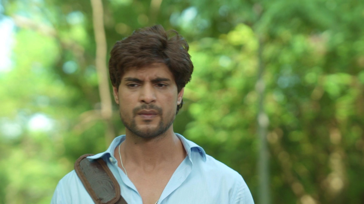 Ranvijay Spins Up a Story - Maati Se Bandhi Dor (Season 1, Episode 128) - Apple TV