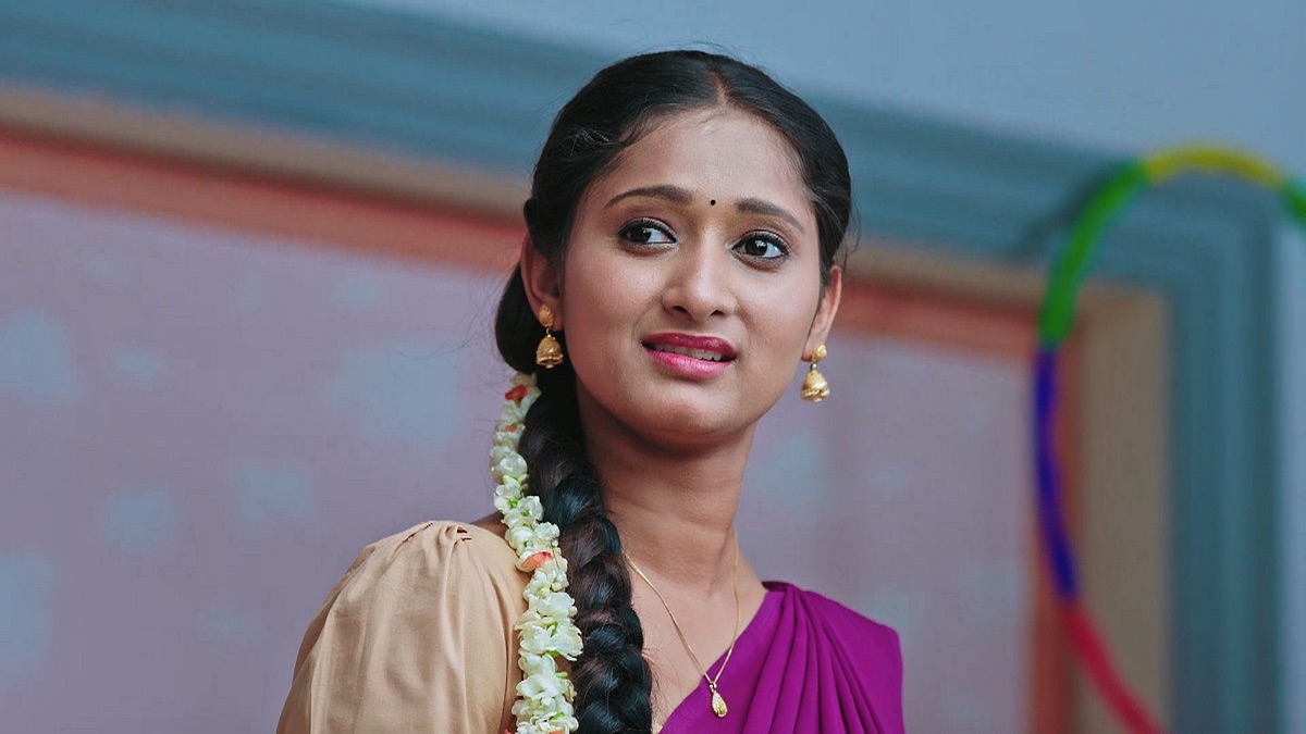 ‎Malavika Praises Durga - Naa Ninna Bidalaare - Apple TV (IN)